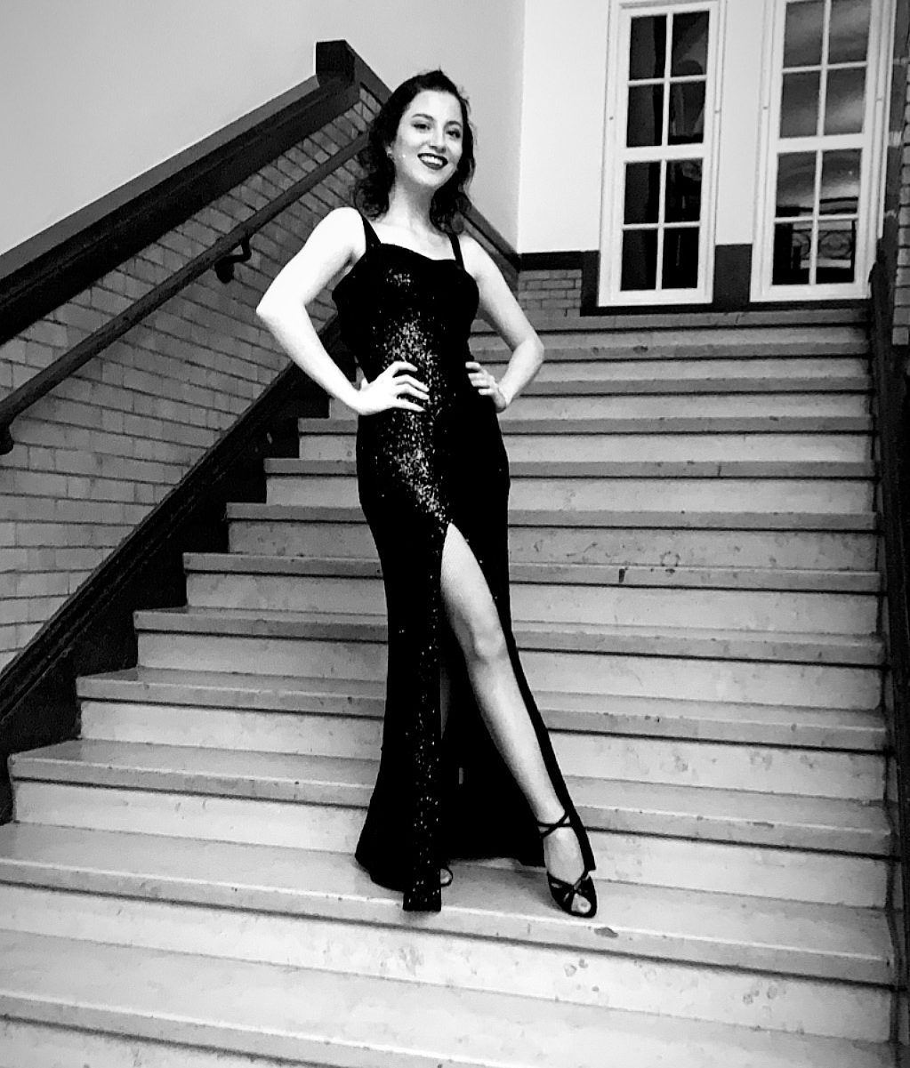 Kim Melody Nicole – Docent zang, dans en spel